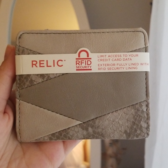 Relic | Bags | Relic Rfid Wallet | Poshmark
